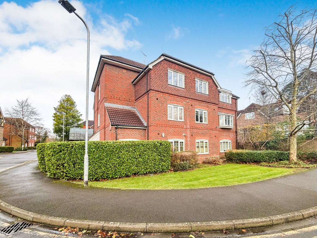 Ashdene Gardens, Reading, Berkshire, 2 bedroom, Apartment